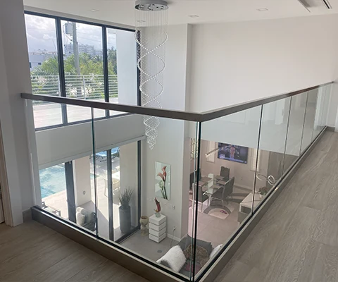 Base Shoe System - A Crystal Glass & Mirror